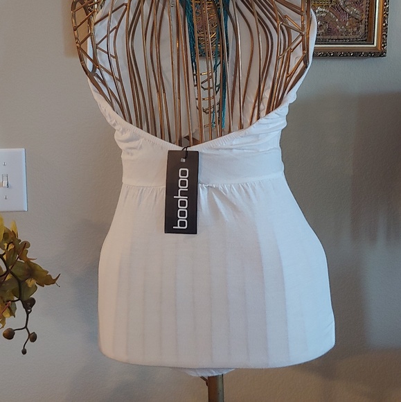 Boohoo | Tops | New Halter Bodysuit | Poshmark